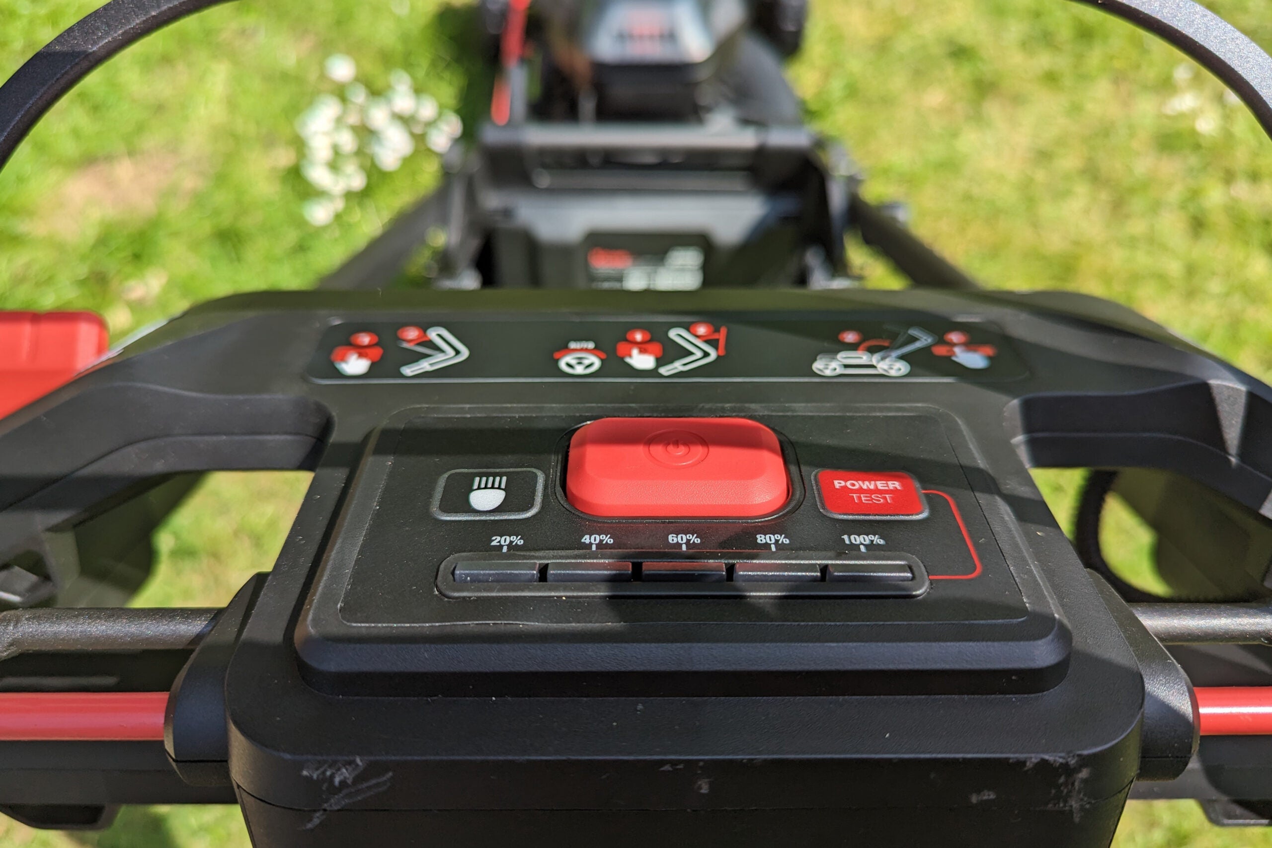 Tondeuse à gazon autotractée Kress 60V Max 46cm KG757E.9 Review - ThemeLocal - Des conseils de ...